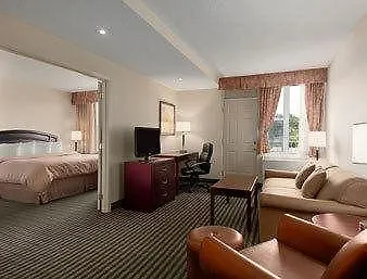VISCOUNT GORT HOTEL, BANQUET & CONFERENCE CENTRE, WINNIPEG