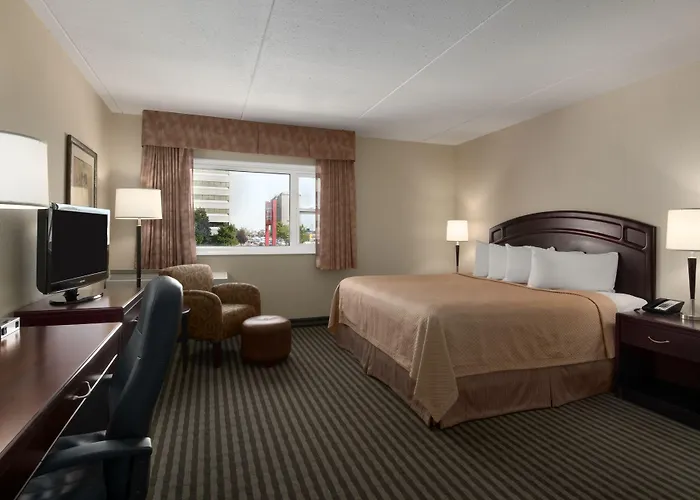 VISCOUNT GORT HOTEL, BANQUET & CONFERENCE CENTRE, WINNIPEG