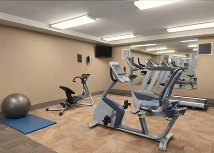 VISCOUNT GORT HOTEL, BANQUET & CONFERENCE CENTRE, WINNIPEG