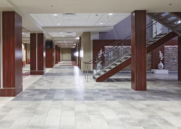 VISCOUNT GORT HOTEL, BANQUET & CONFERENCE CENTRE, WINNIPEG